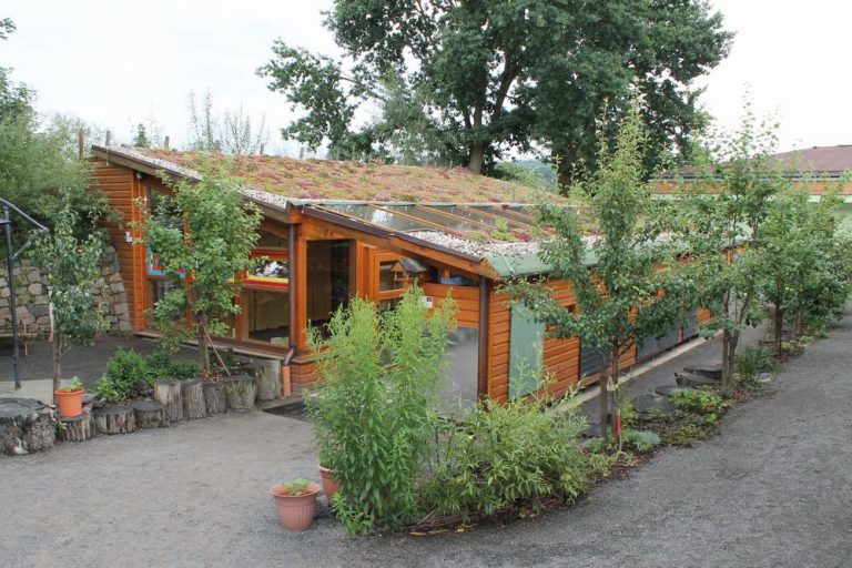 Kita – Kinder-Lehm-Haus